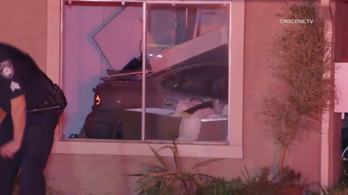 Car Crashes Into El Cajon Couples Bedroom As They Slept Nbc 7 San Diego