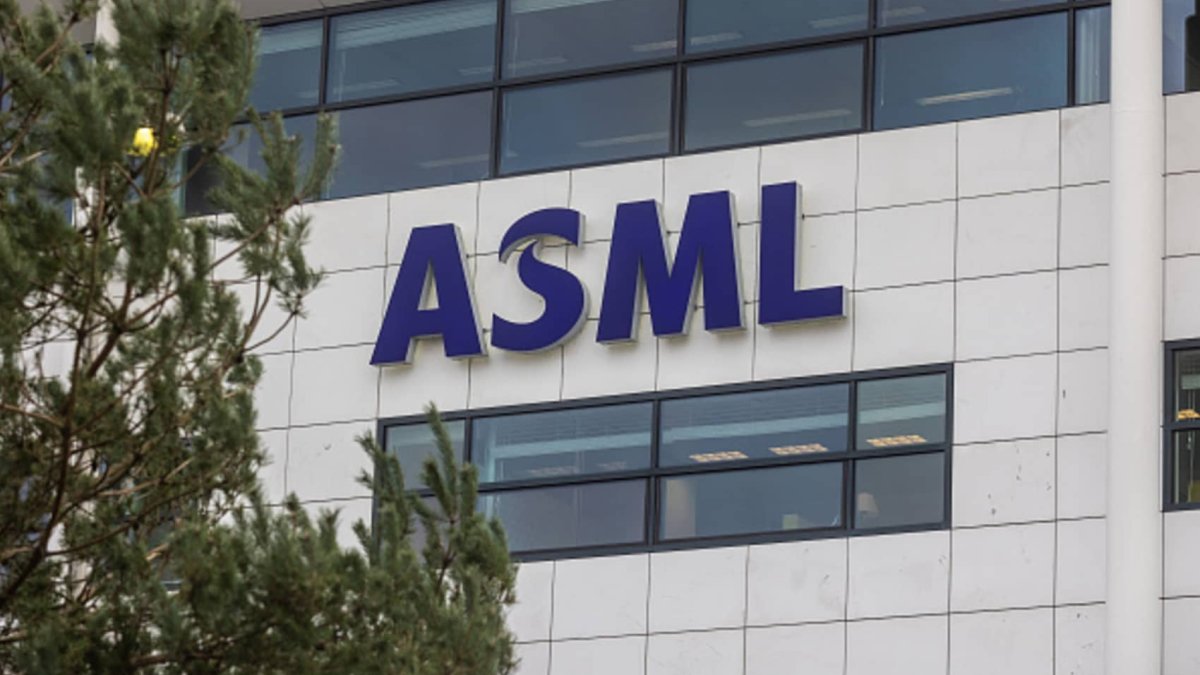 ASML shares jump as surge in orders defies fears of DeepSeek hitting AI chip demand – NBC 7 San ...
