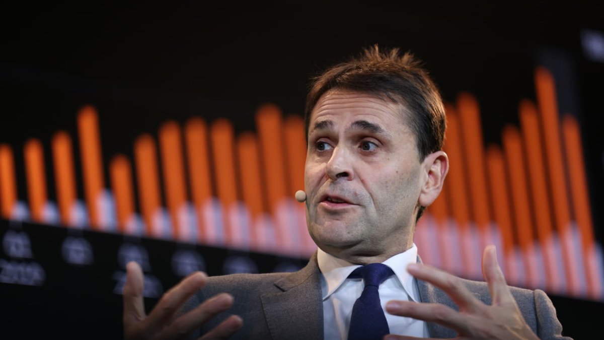 ASML CEO sees low-cost AI models like DeepSeek driving more demand — not less – NBC 7 San Diego