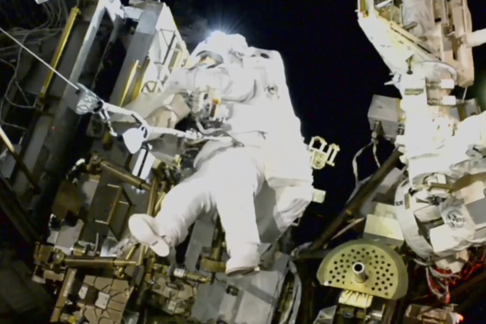 NASA’s stuck astronaut steps out on spacewalk – NBC 7 San Diego