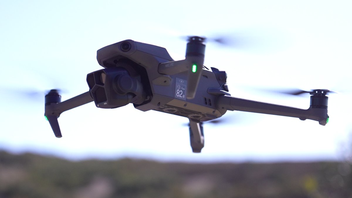 Drone company’s software will no longer stop flights over wildfires ...