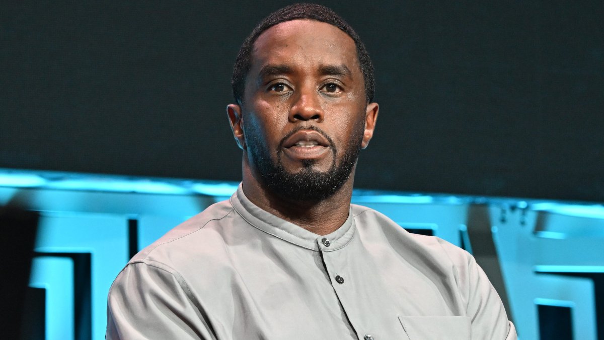 Sean ‘Diddy’ Combs dangled victim over a balcony, prosecutors say – NBC ...
