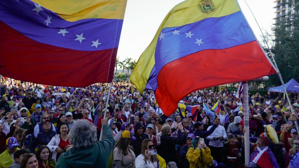 Noem: TPS extension for thousands of Venezuelans revoked – NBC 7 San Diego