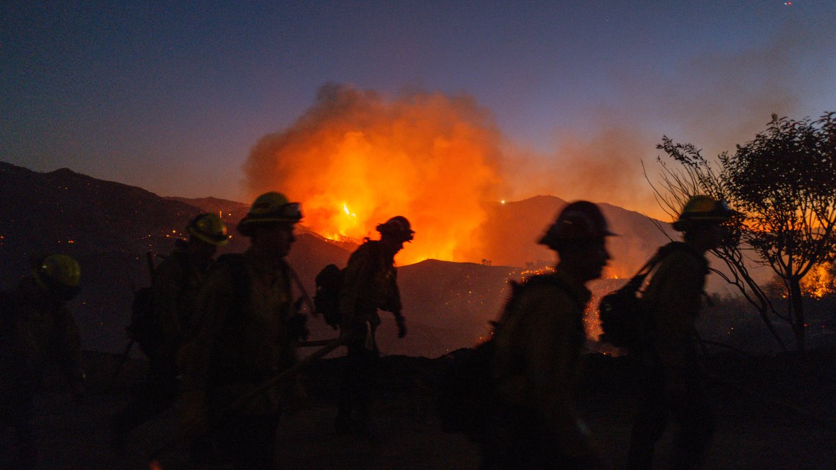 Live updates: LA fire latest news, wind conditions, new arrests – NBC 7 ...