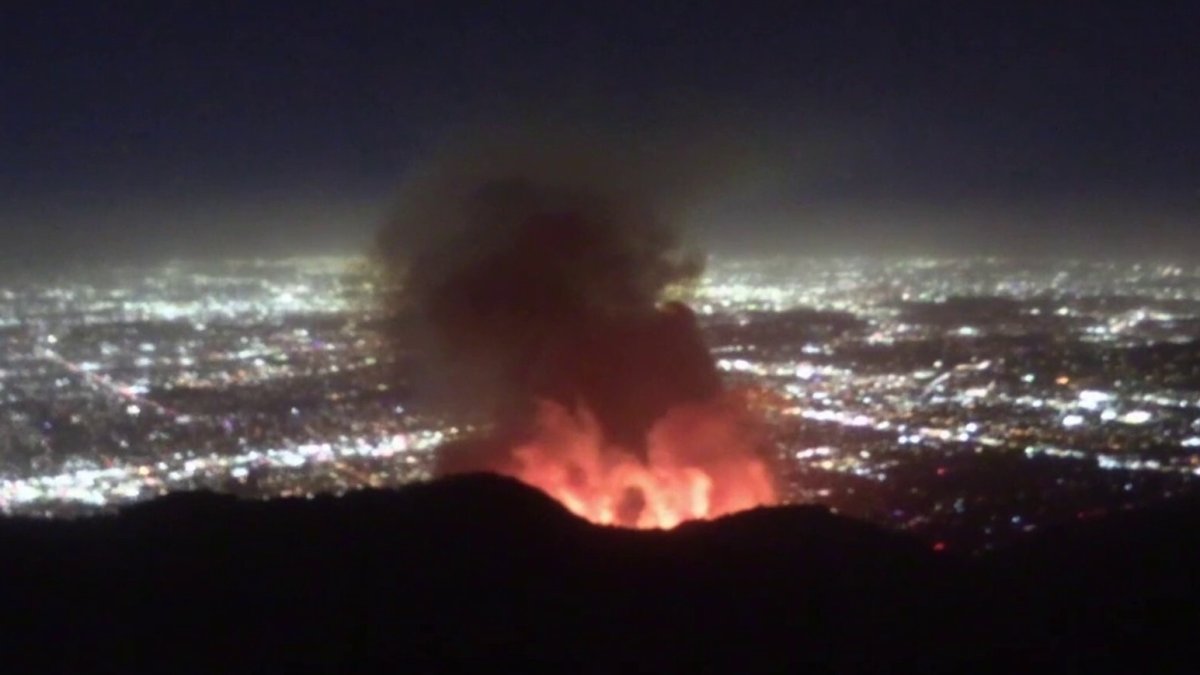 Eaton Fire burns in Eaton Canyon area of Altadena – NBC 7 San Diego