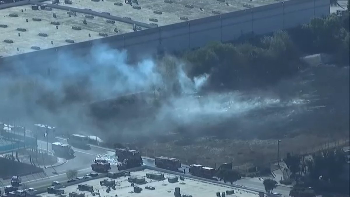Small brush fire burning in Otay Mesa area of San Diego – NBC 7 San Diego
