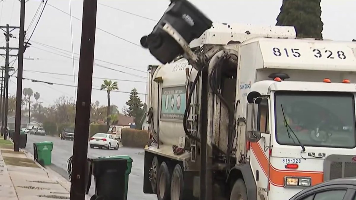 Time running out for homeowners to sign up for new city trash ...