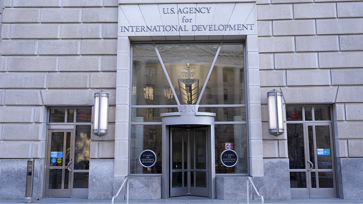 USAID offices blocked after Musk says Trump agreed to shutdown – NBC 7 ...