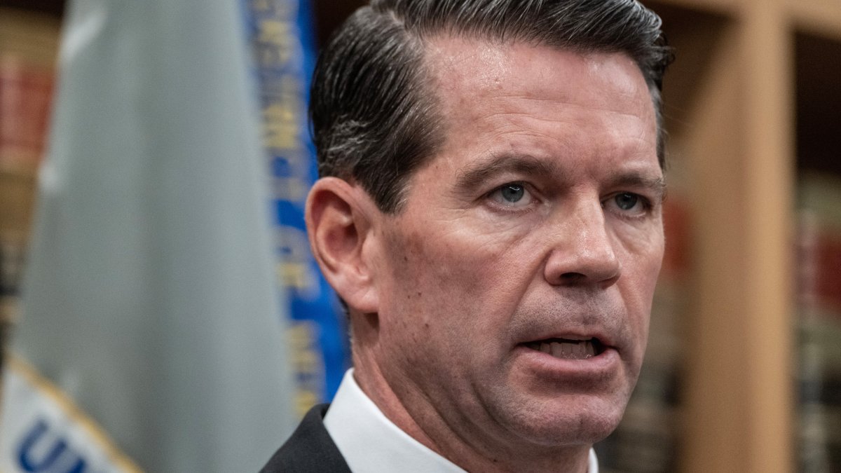 Head of FBI NY office ousted after criticizing Trump pursuit of Jan. 6 ...