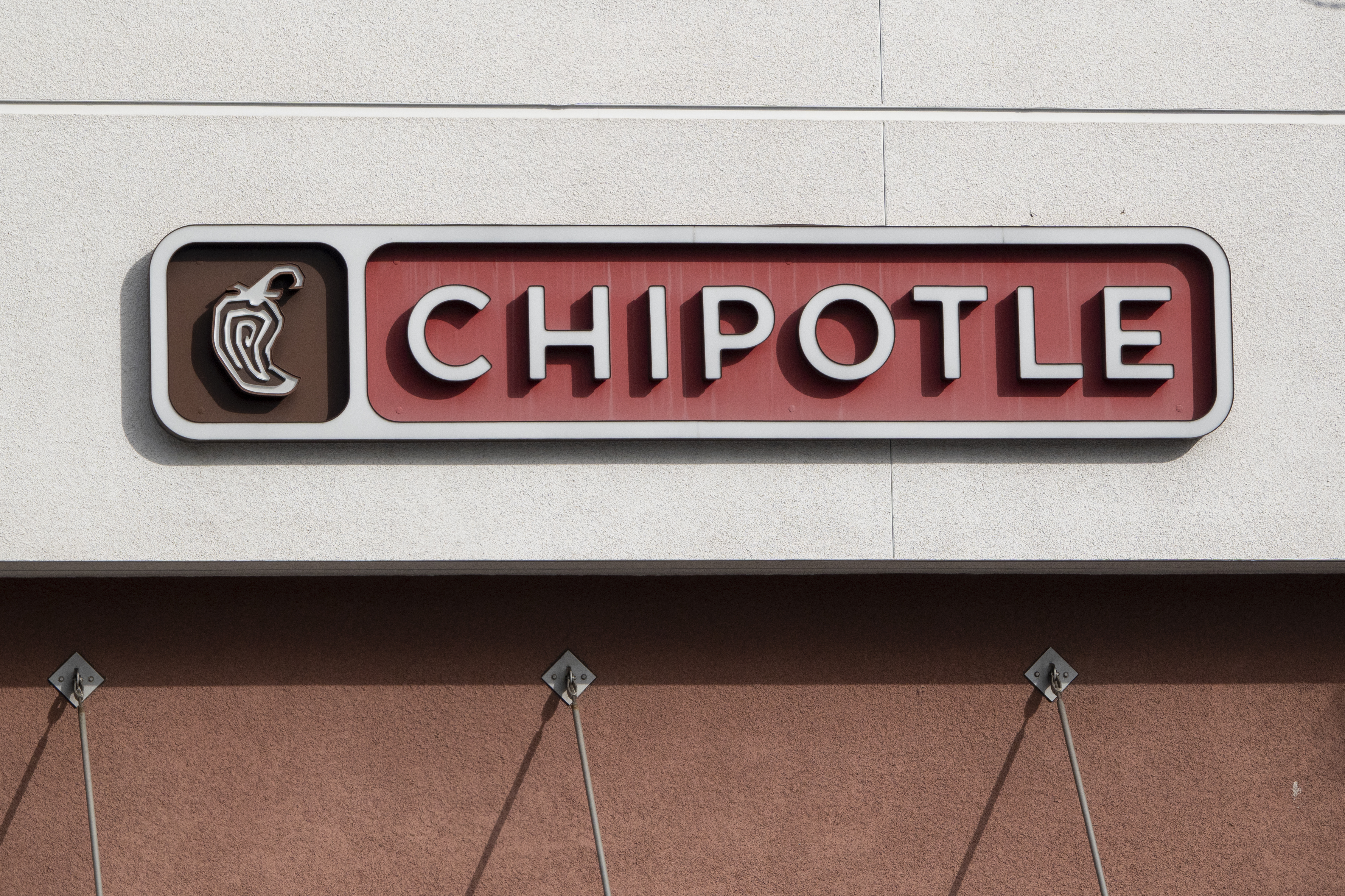 Chipotle CEO says tariffs won’t increase menu prices – NBC 7 San Diego