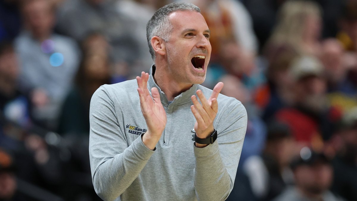 UC San Diego head basketball coach Eric Olen takes New Mexico job – NBC ...