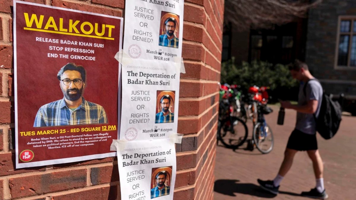 Detained Georgetown professor worried for his class, students say – NBC ...