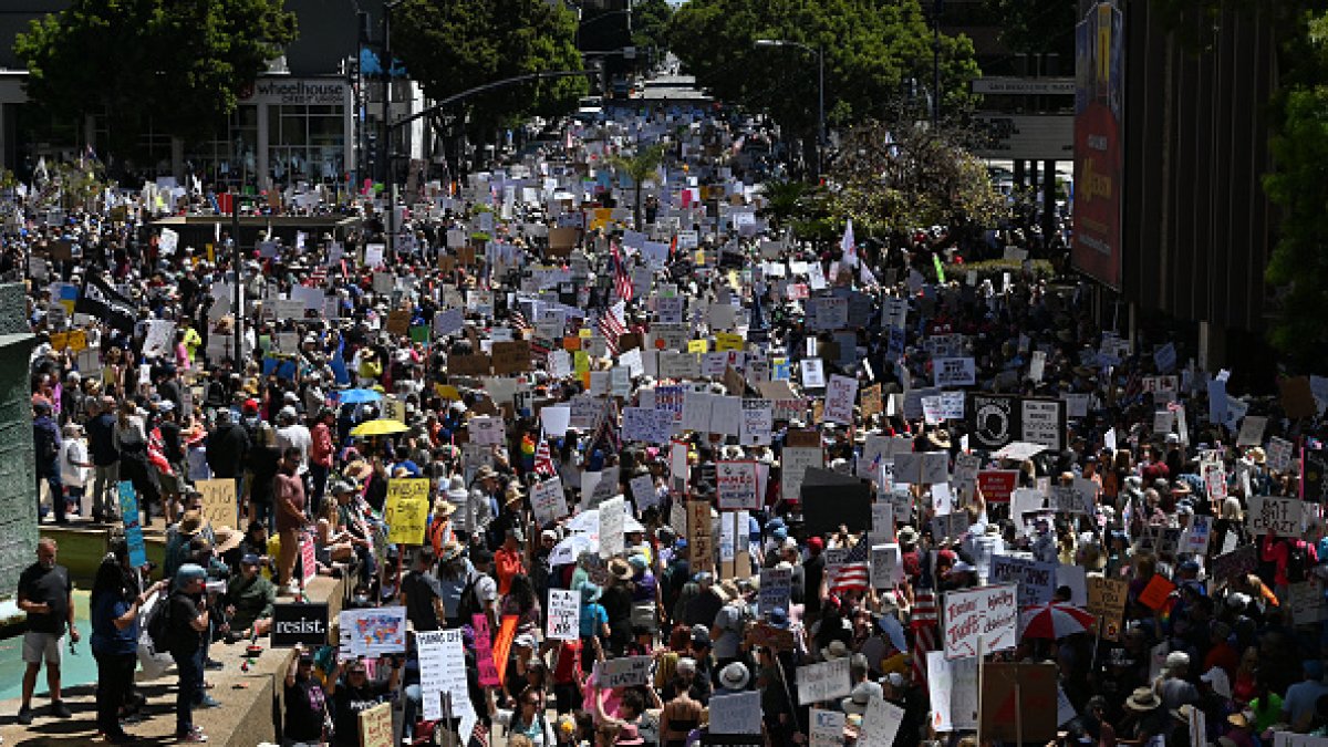 ‘Hands Off’ rallies organize in San Diego to push against Trump ...