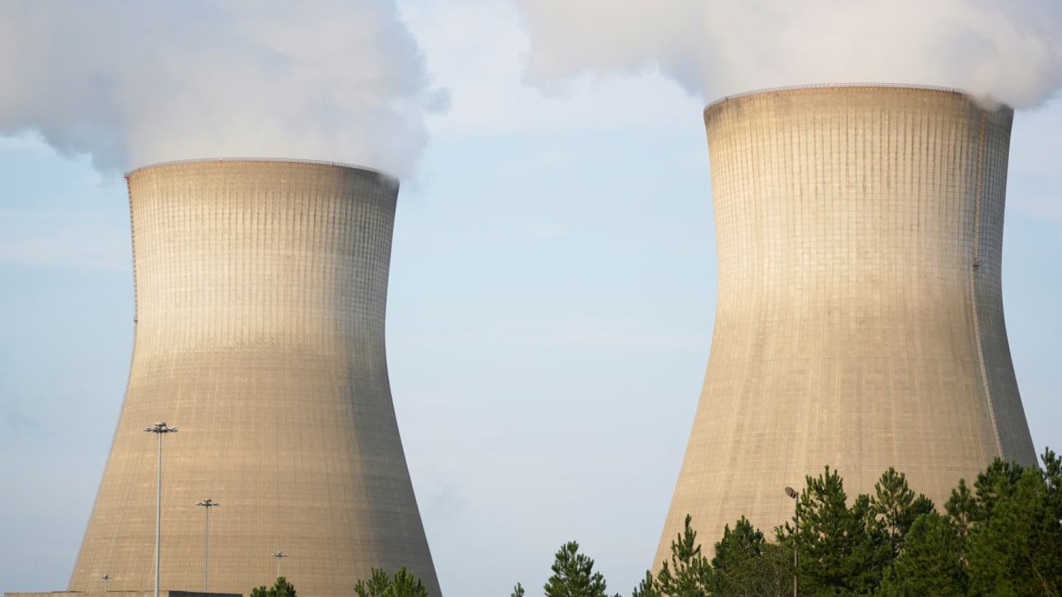 Nuclear stocks rally as Trump signs executive orders to support ...