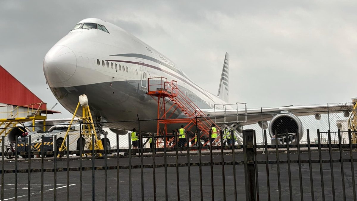 Trump’s Qatar jet gift ‘rife with political espionage’ issues ...