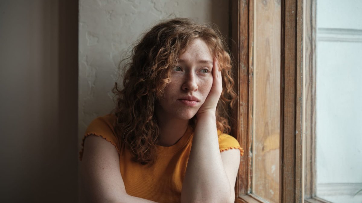 Job-seekers face a ‘Glass Wall’ trying to get hired right now—experts’ best tips for facing it ...