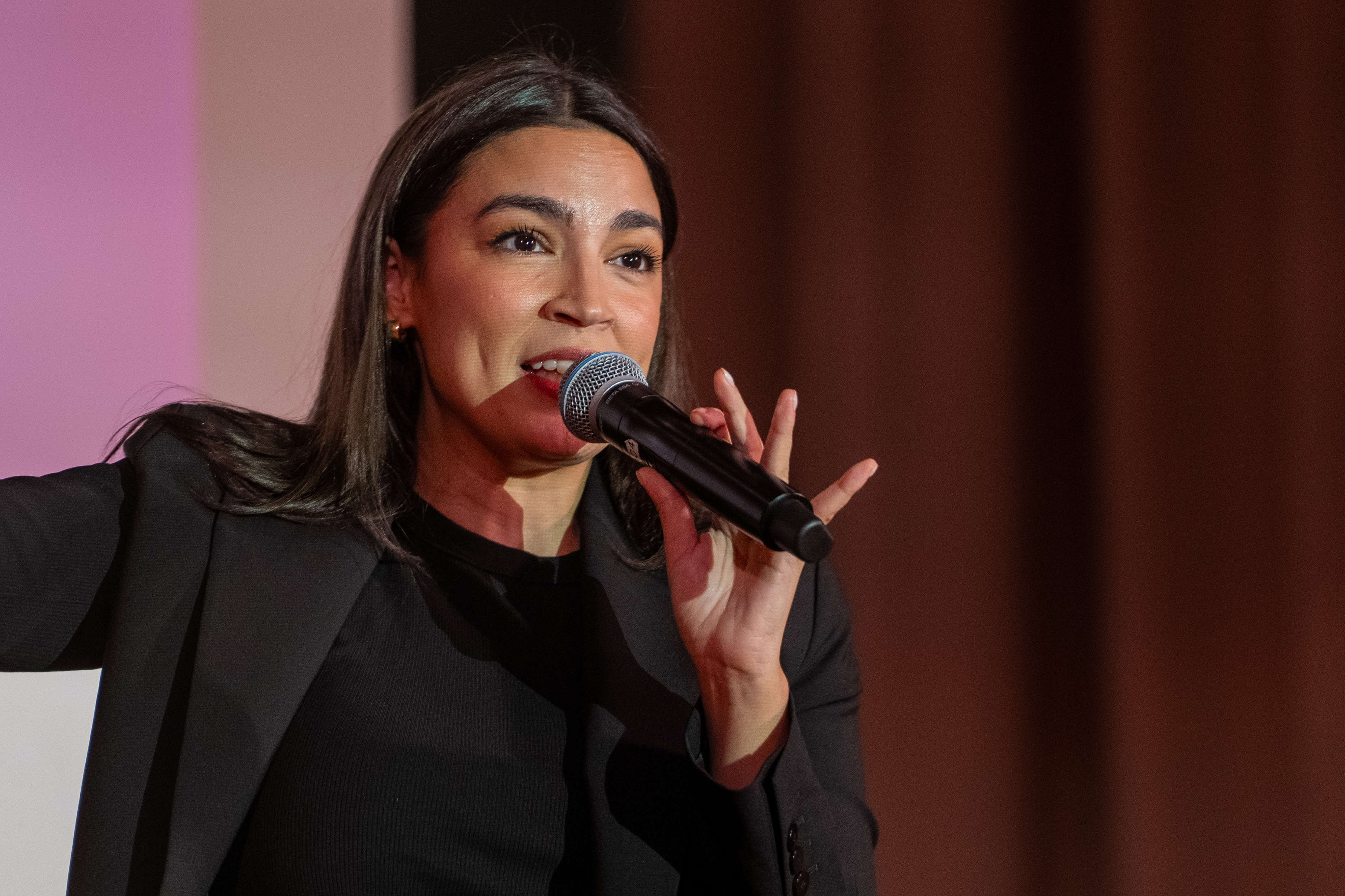 AOC won’t run for top Democratic seat on House Oversight Committee ...