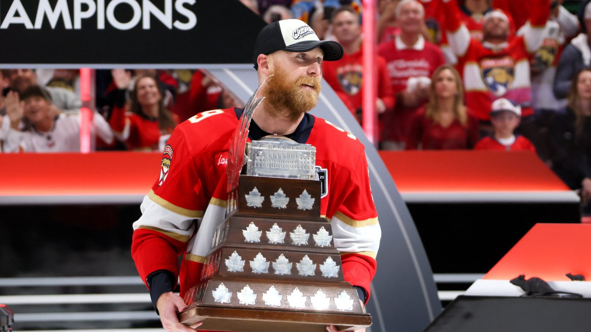 Panthers star Sam Bennett wins Conn Smythe Trophy as playoff MVP – NBC ...
