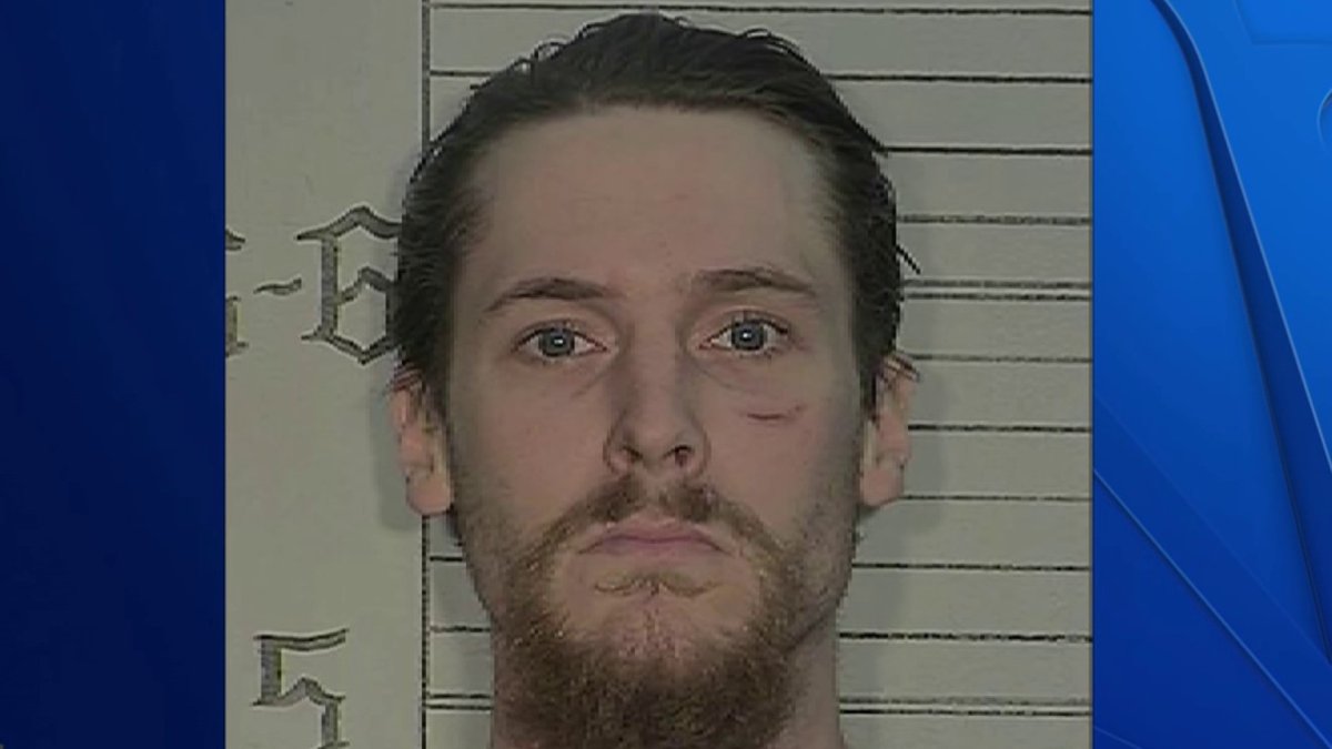 Search on for attempted murderer who fled prisoner re-entry program ...