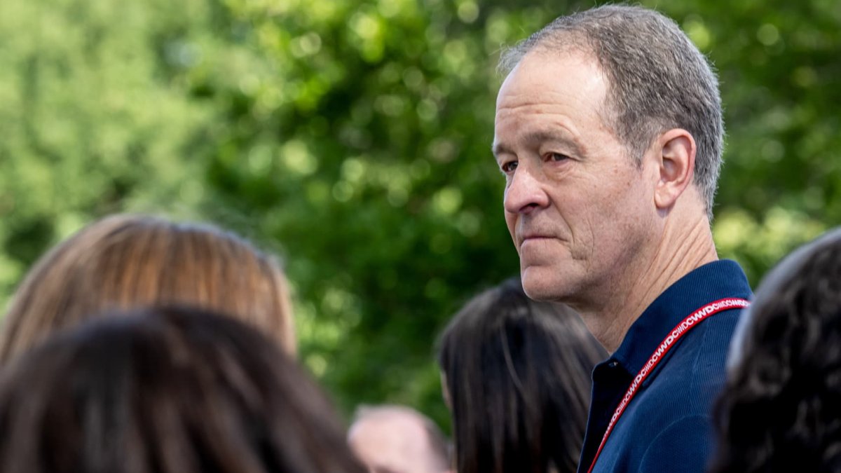 Apple says COO Jeff Williams will retire from company later this year – NBC 7 San Diego