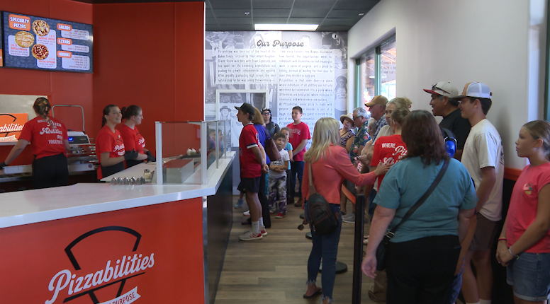 New pizza shop ‘Pizzabilities’ in Alpine employs disabled young adults ...