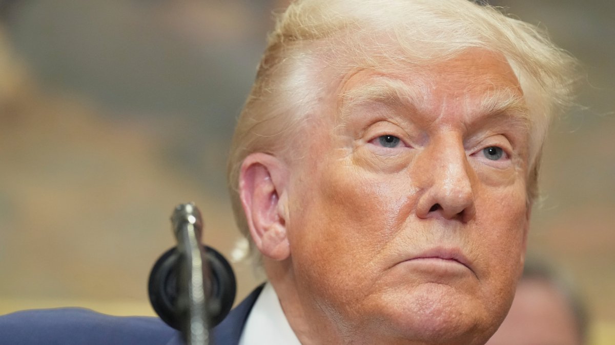 Trump fires labor statistics boss hours after weak jobs report – NBC 7 ...