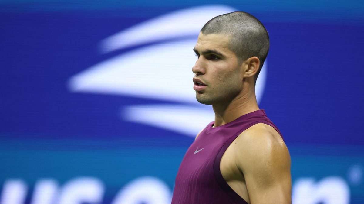 Carlos Alcaraz looks so different with shaved head at U.S. Open – NBC 7 ...