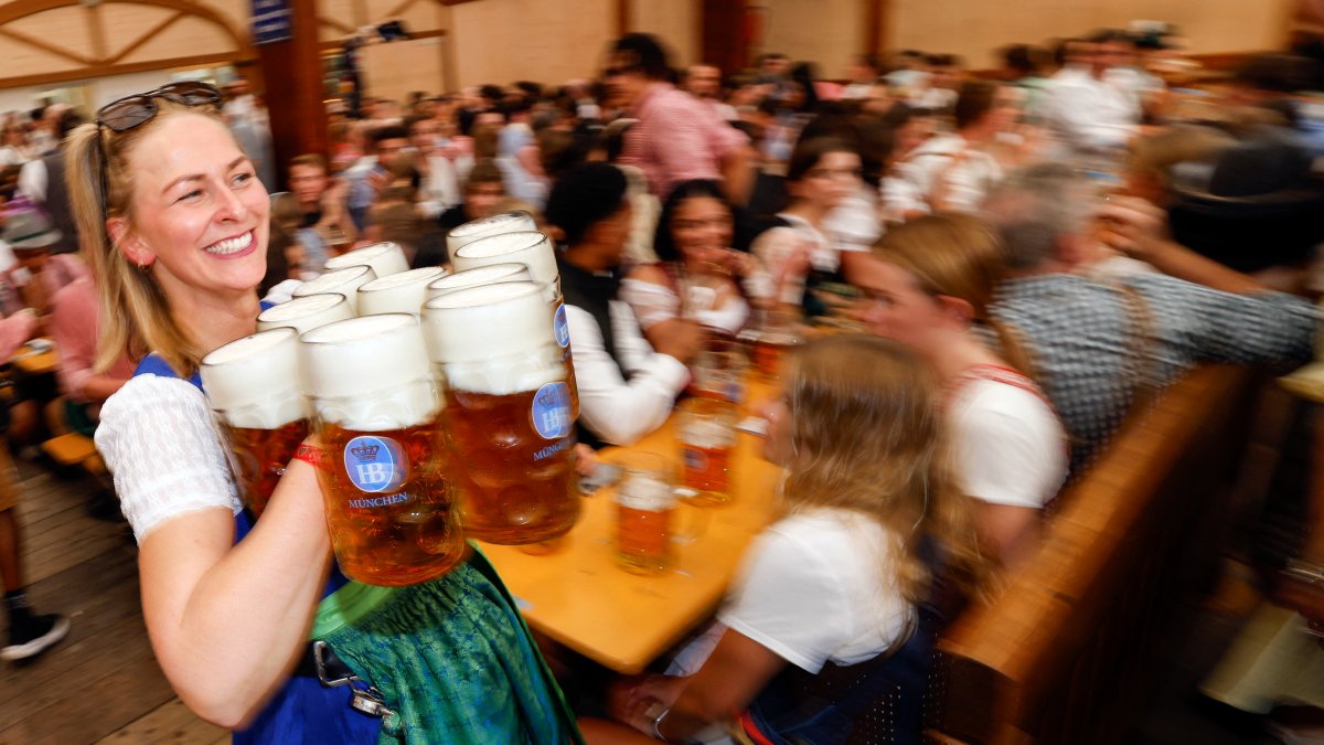 What Is Oktoberfest and why is it the world’s biggest beer festival ...