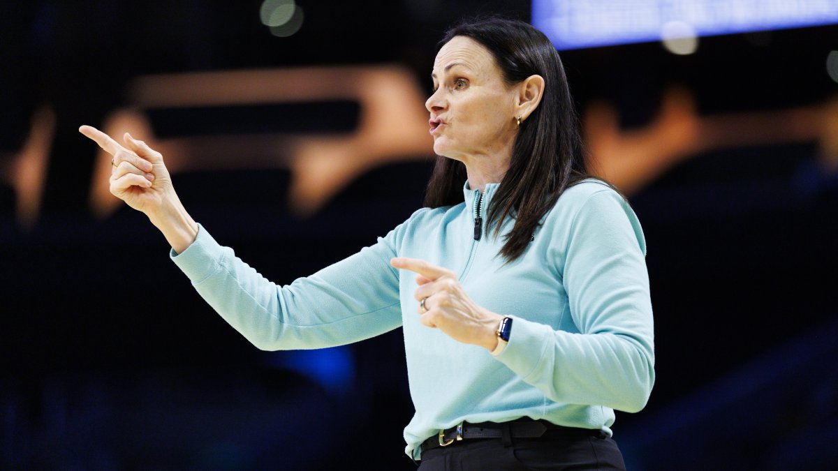 Sandy Brondello to become first coach of Toronto Tempo: AP source – NBC ...
