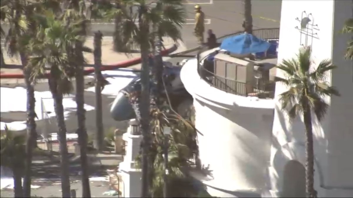 Helicopter crashes in Huntington Beach – NBC 7 San Diego