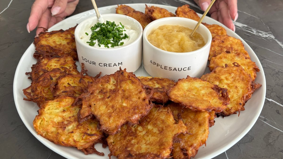 Learn how to make the perfect Hanukkah latkes with viral sensation ...