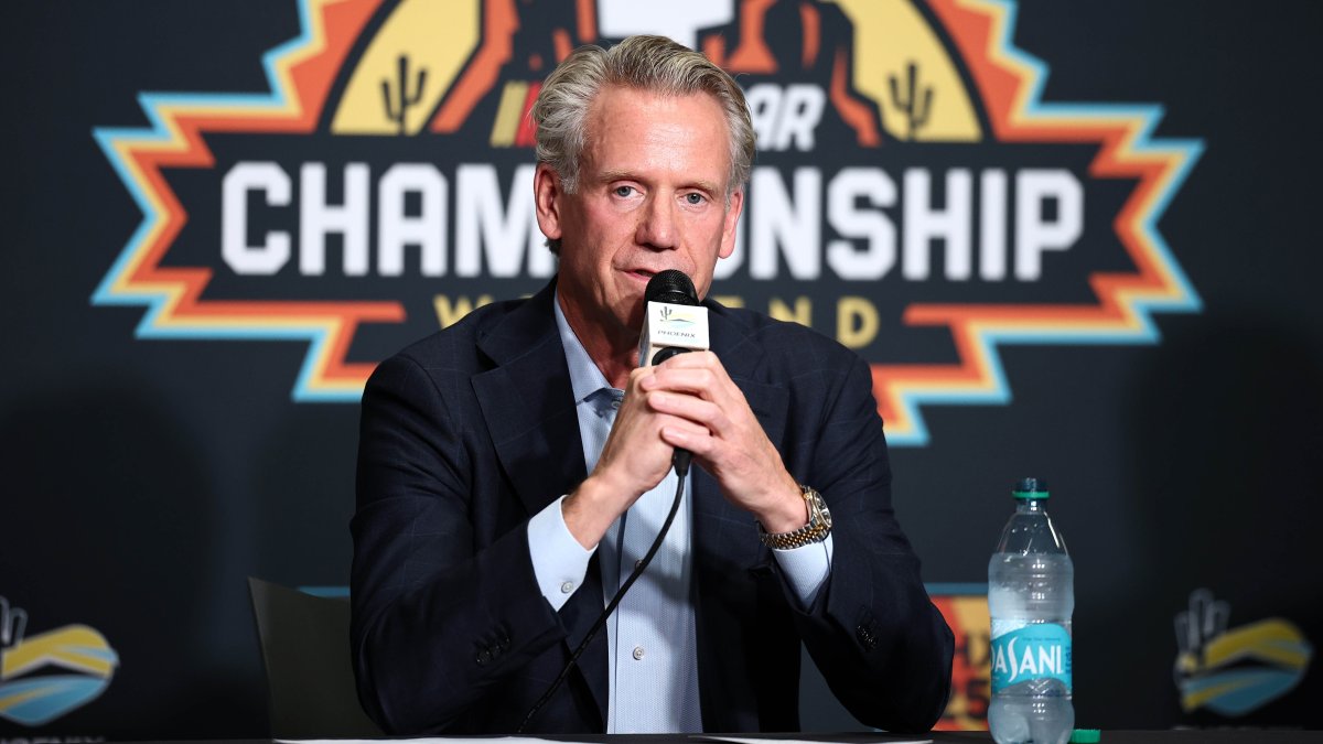 NASCAR commissioner Steve Phelps resigns after trial shows texts – NBC ...