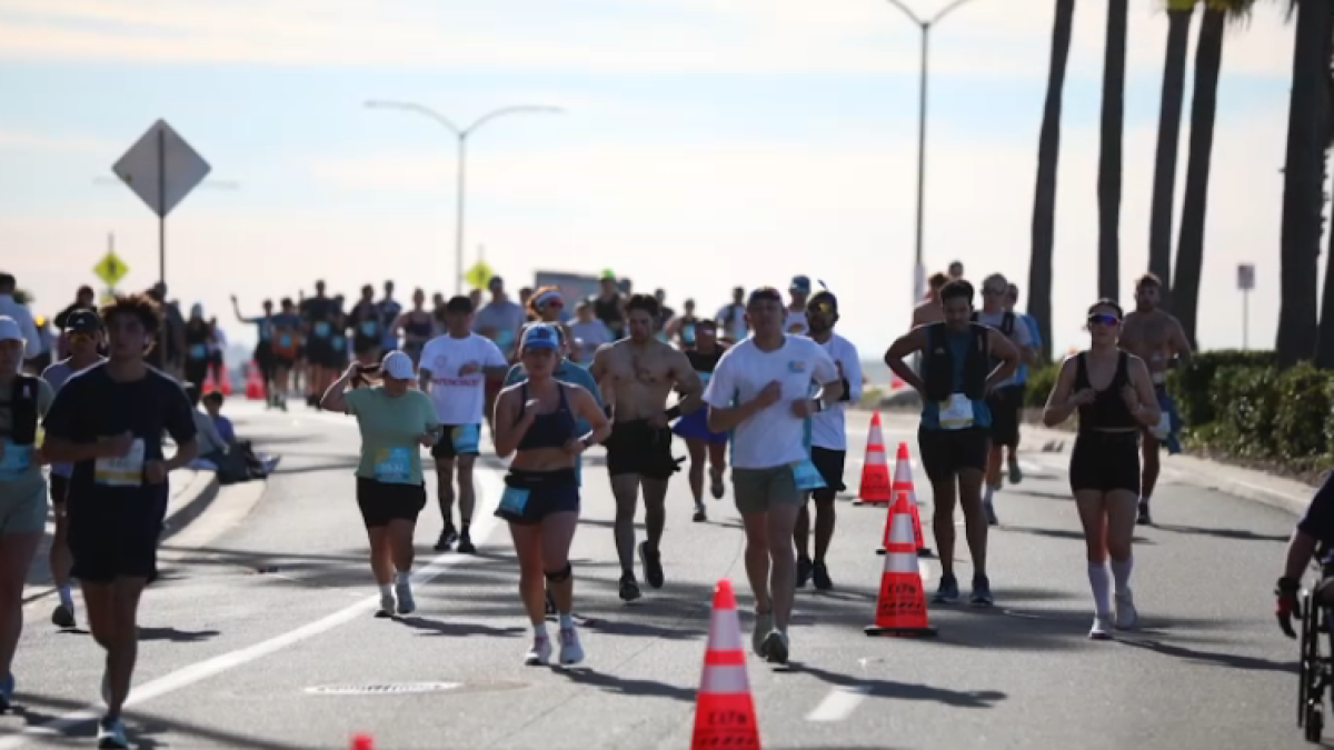 25-year-old runner dies after collapsing near finish line at Carlsbad ...