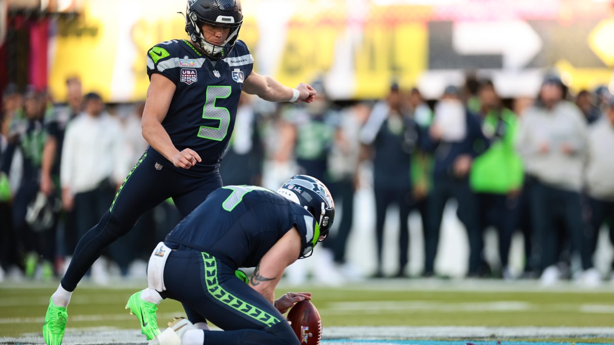 San Diego native Jason Myers kicks record setting 5 field goals leading ...