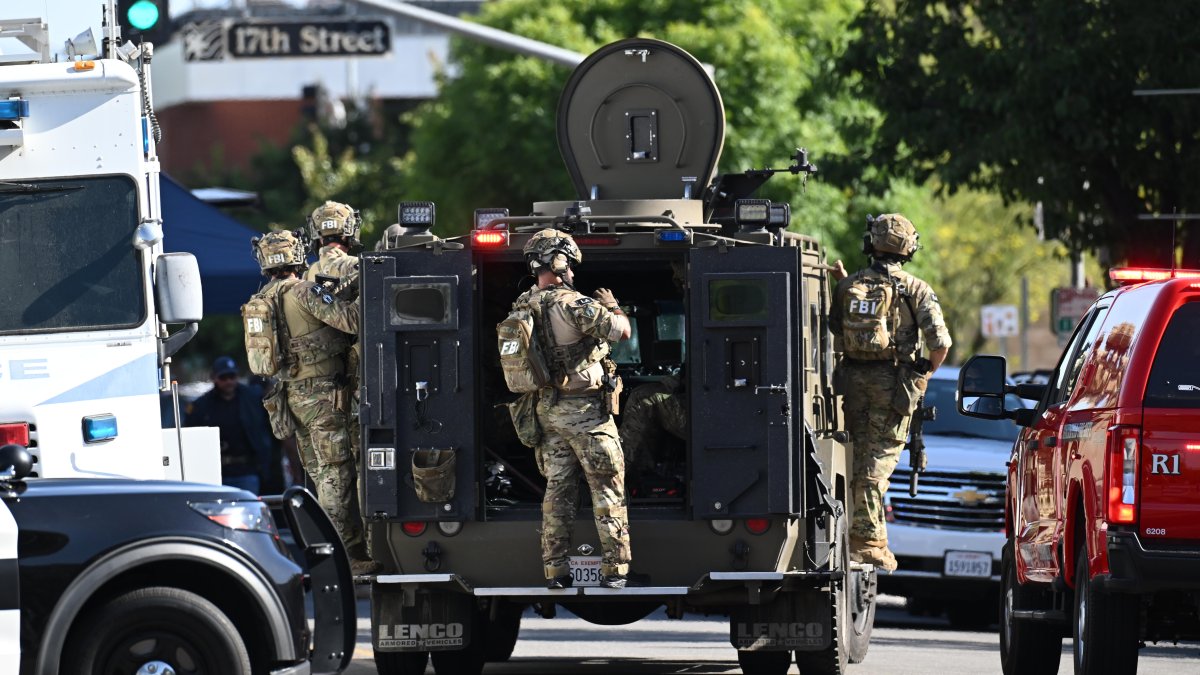 Suspect killed, hostages released unharmed – NBC 7 San Diego